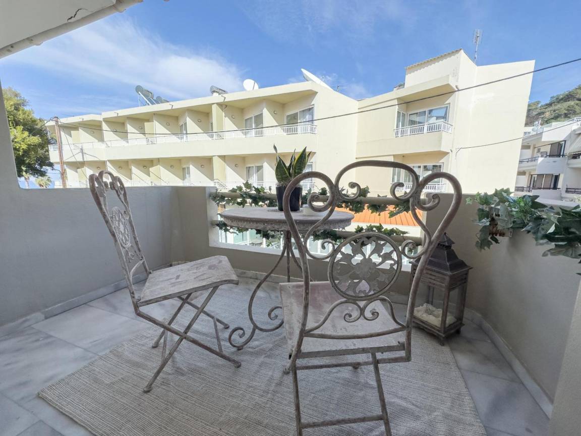 90 M² Apartamento ∙ 3 Habitaciones ∙ 5 Huéspedes - Kos