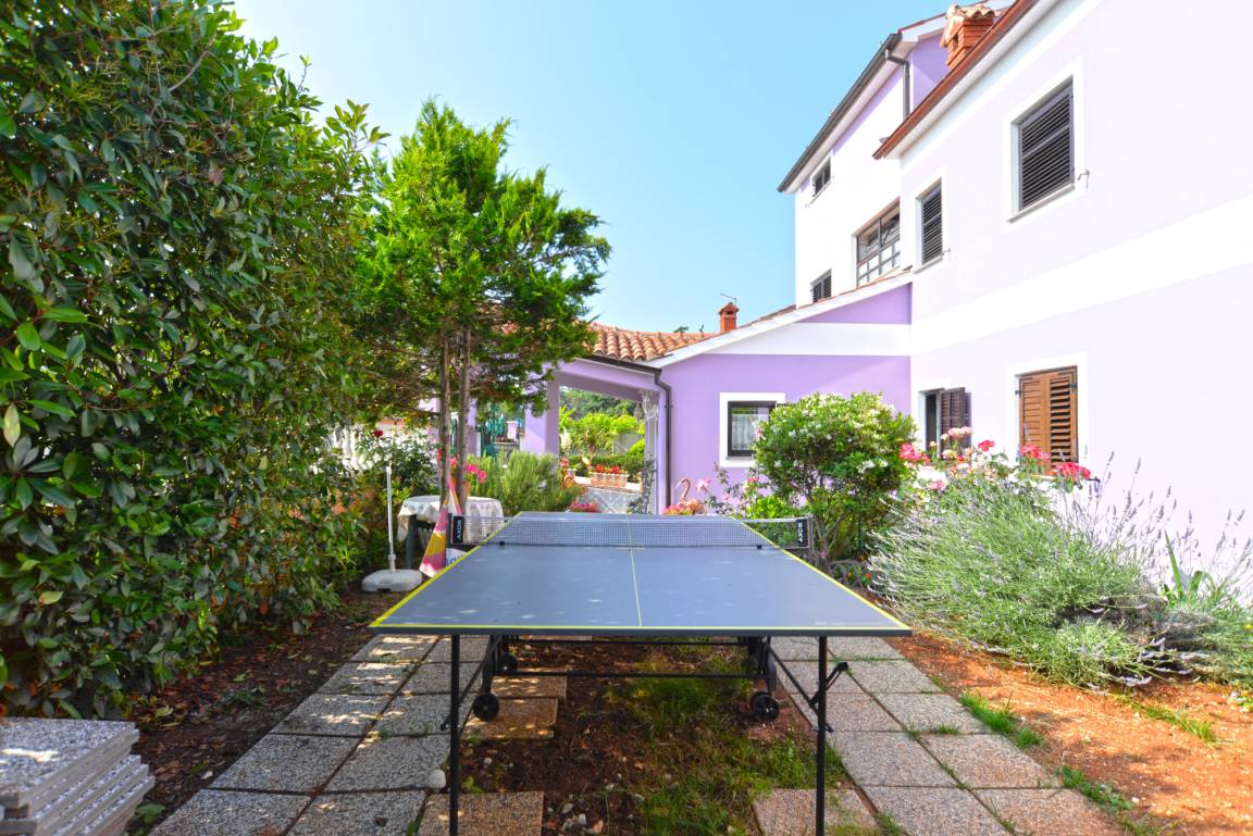 100 M² Apartment ∙ 2 Bedrooms ∙ 6 Guests - Peroj