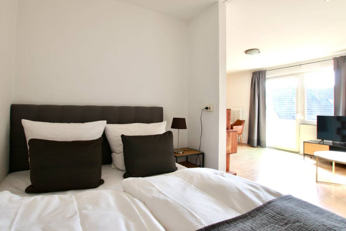 32 M² Apartment ∙ 2 Guests - Cologne