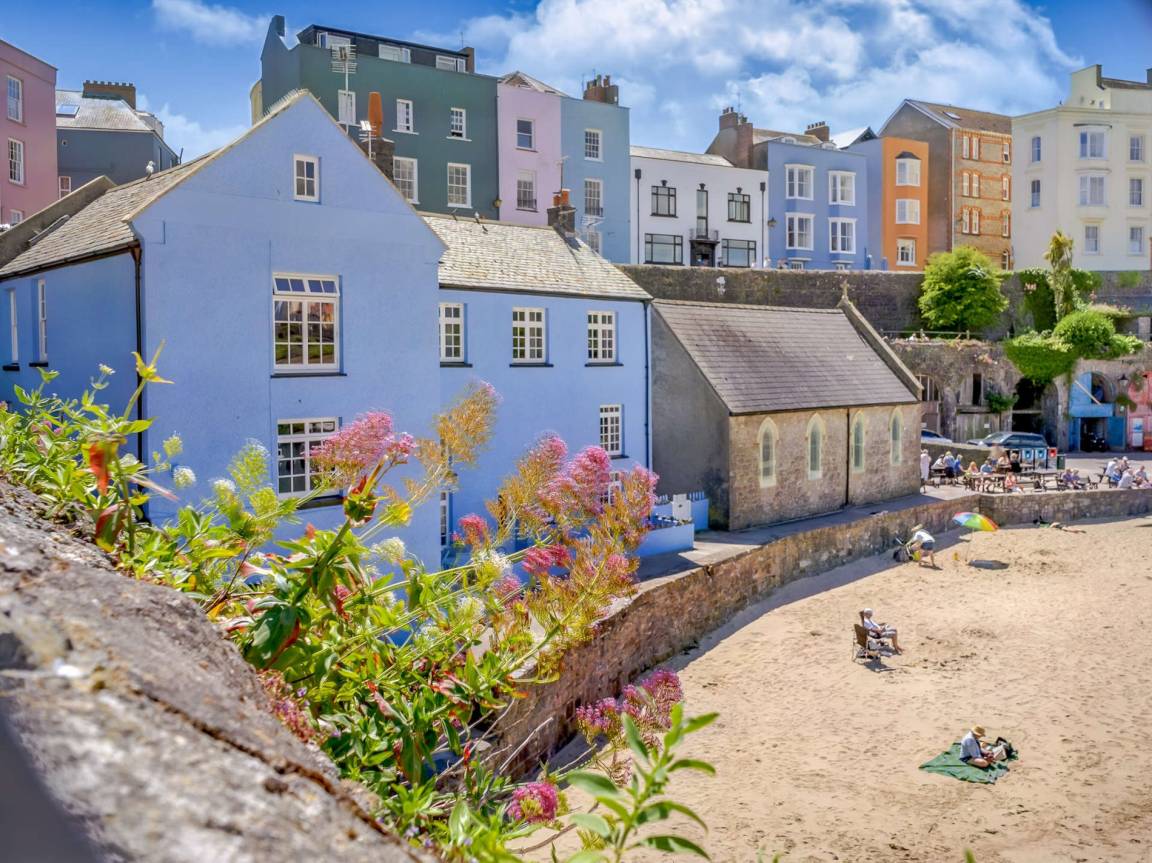 Cottage ∙ 2 Bedrooms ∙ 4 Guests - Tenby