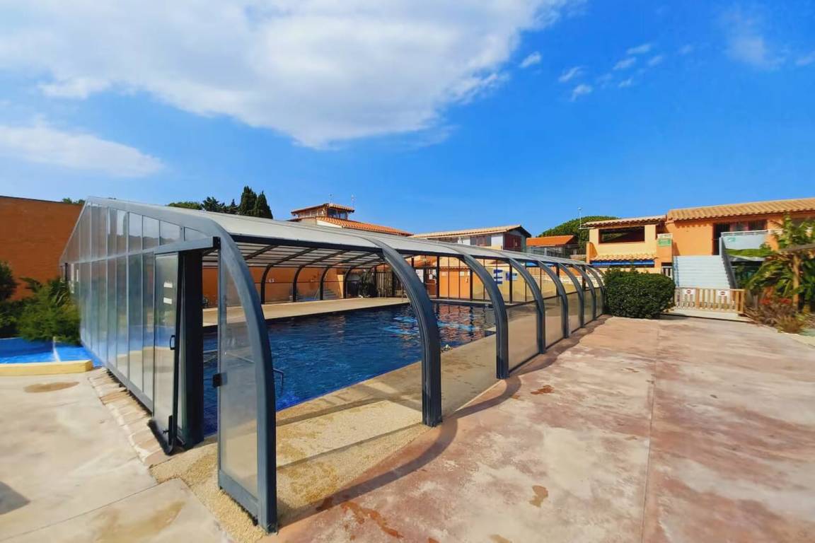 Bungalow ∙ 3 Bedrooms ∙ 8 Guests - Canet-en-Roussillon