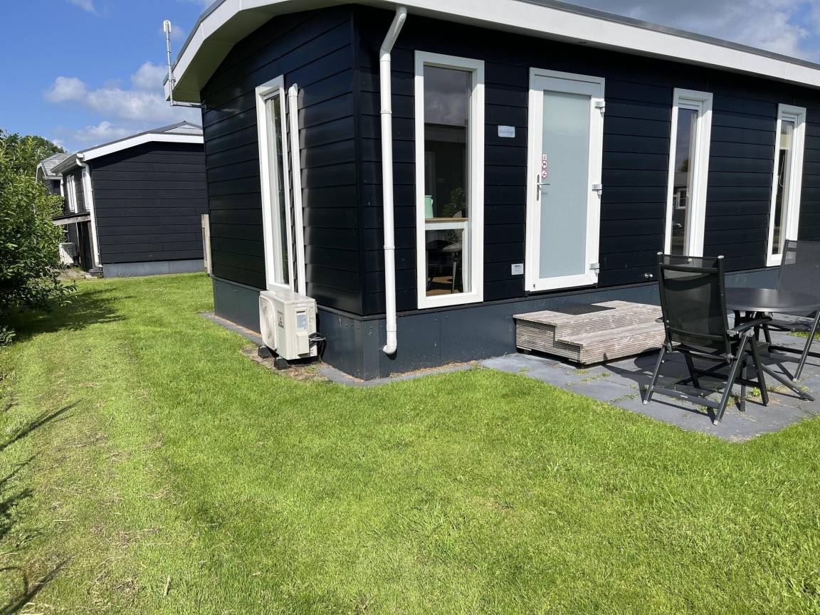 Bungalow ∙ 1 Bedroom ∙ 2 Guests - Giethoorn