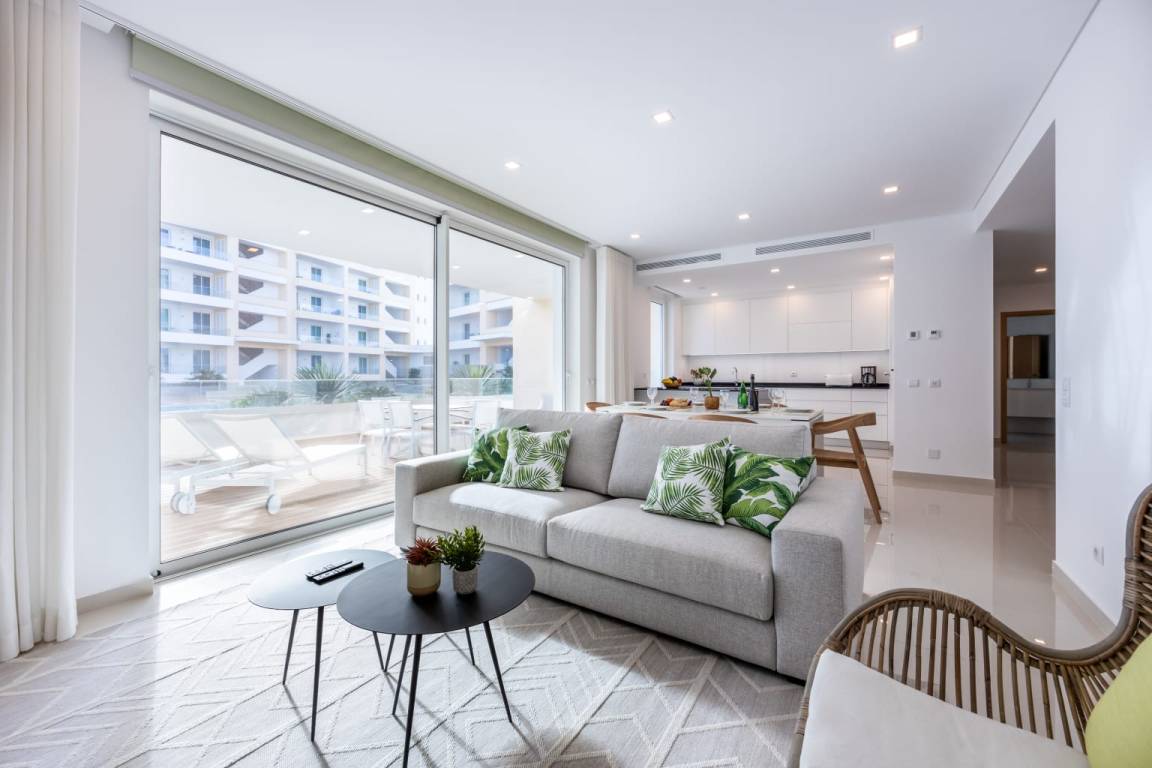 135 M² Apartment ∙ 3 Bedrooms ∙ 6 Guests - Lagos