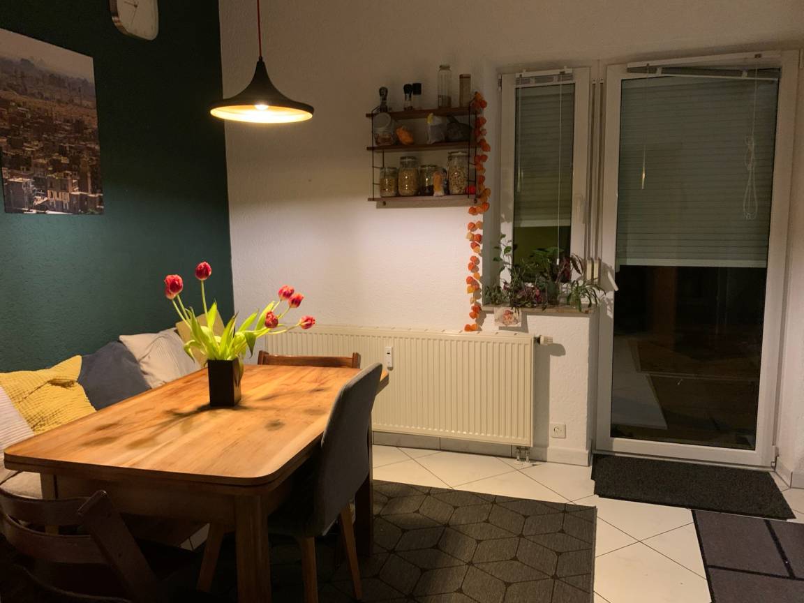 97 M² Apartment ∙ 2 Bedrooms ∙ 6 Guests - Stuttgart