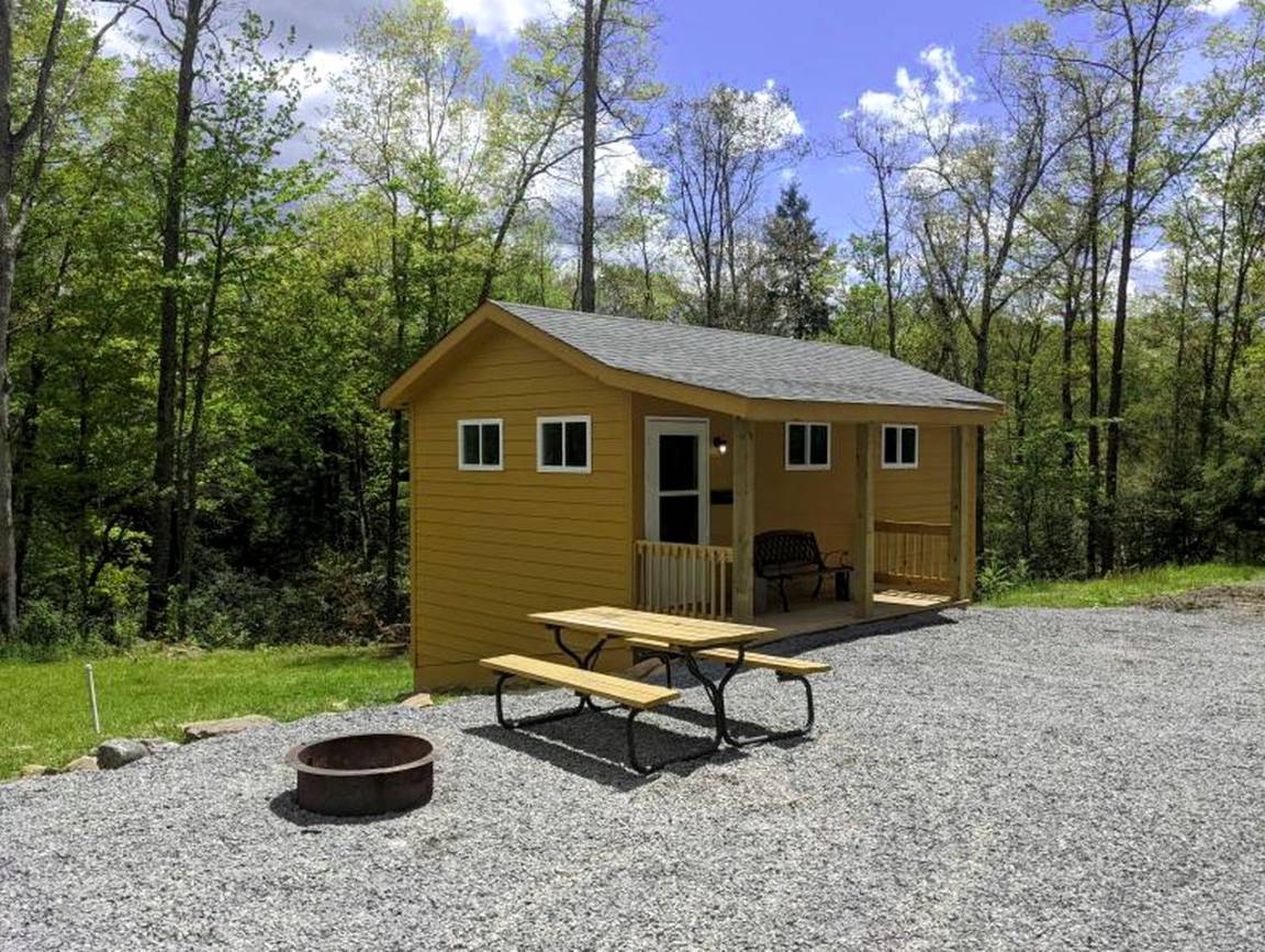 Hus ∙ 1 Sovrum ∙ 4 Gäster - Hawks Nest State Park, Ansted