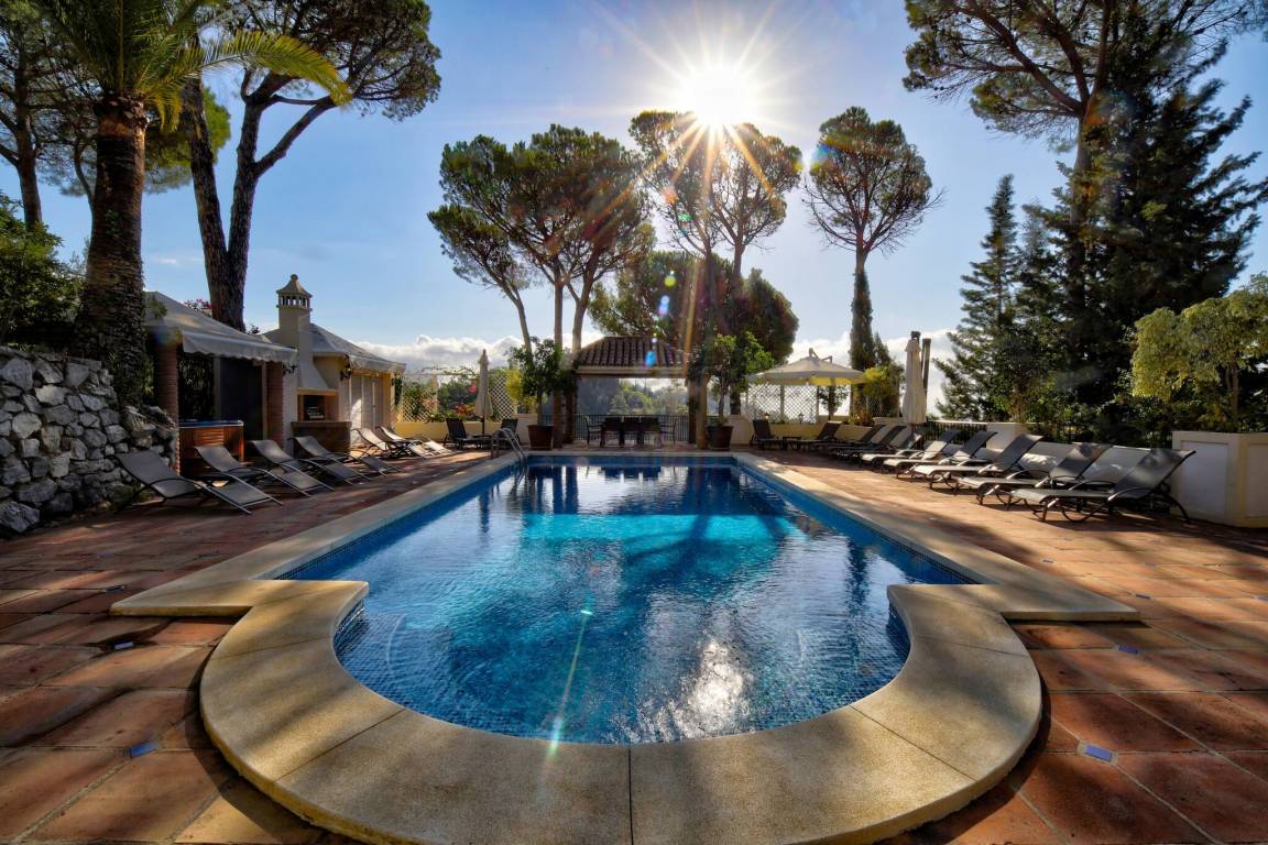 950 M² Chambre Privée ∙ 9 Chambres ∙ 15 Personnes - Malaga