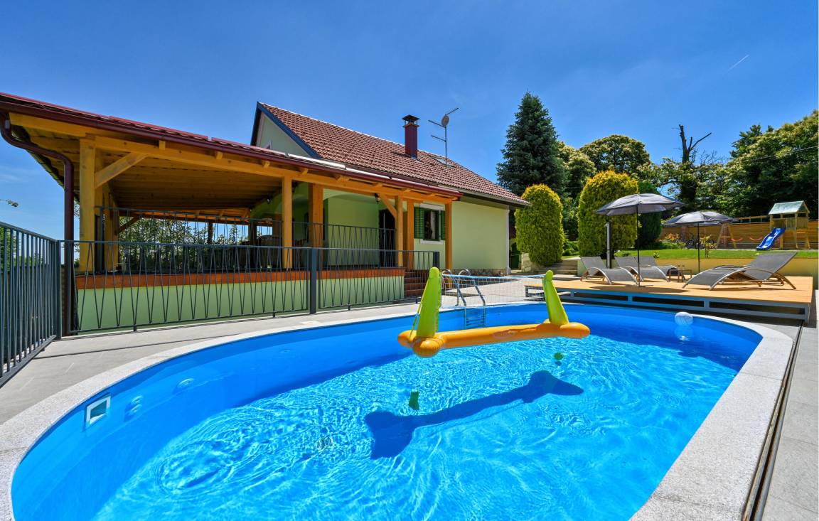 89 M² Maison De Vacances ∙ 2 Chambres ∙ 5 Personnes - Prelog