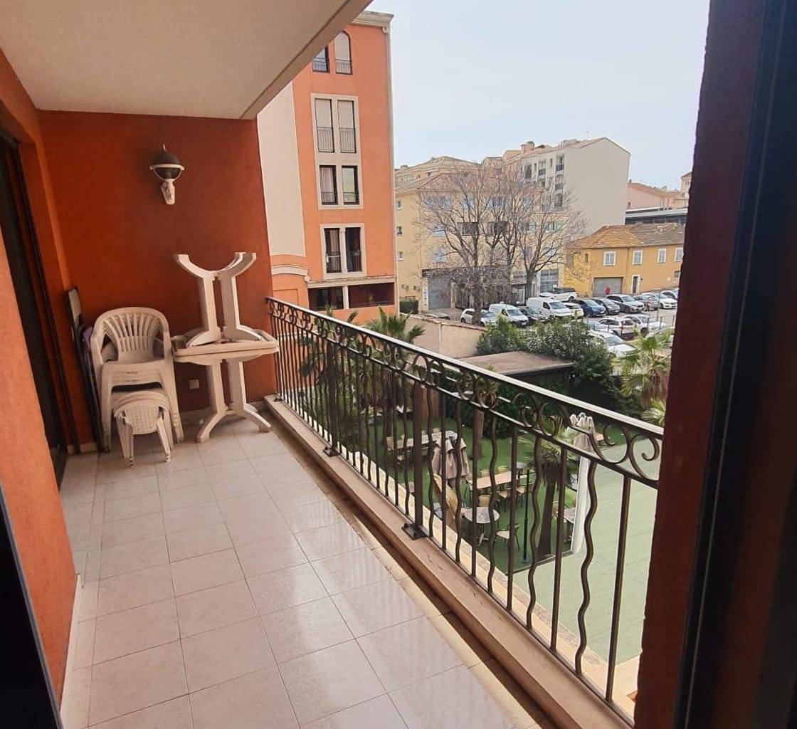 45 M² Appartement ∙ 1 Chambre ∙ 4 Personnes - Saint-Raphaël