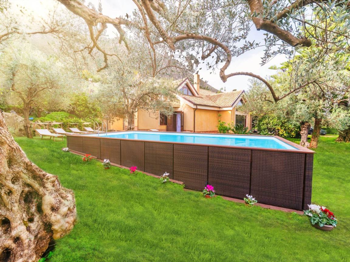 250 M² Ferienhaus ∙ 4 Schlafzimmer ∙ 8 Gäste - Carini