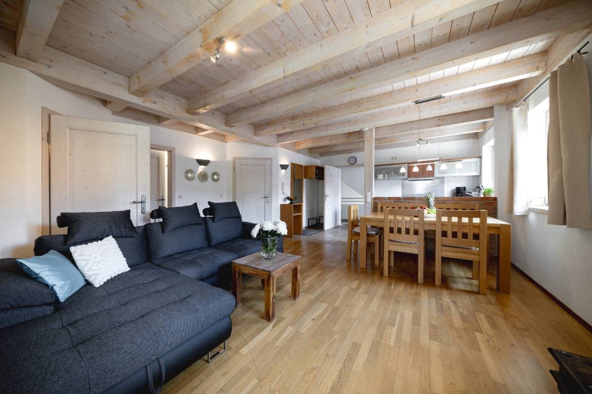 70 M² Ferienwohnung ∙ 2 Schlafzimmer ∙ 4 Gäste - Chiemsee