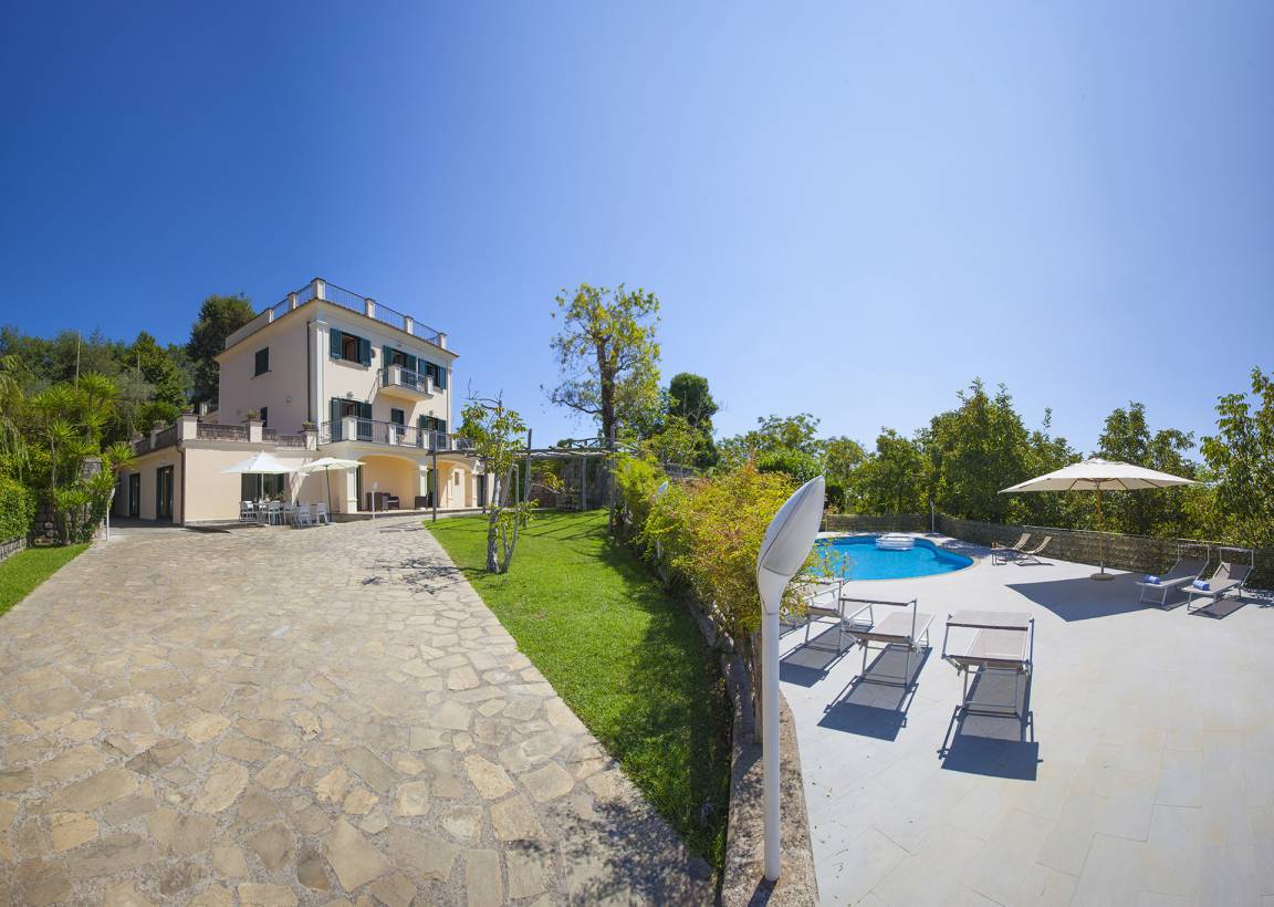 350 M² Villa ∙ 6 Habitaciones ∙ 13 Huéspedes - Sorrento