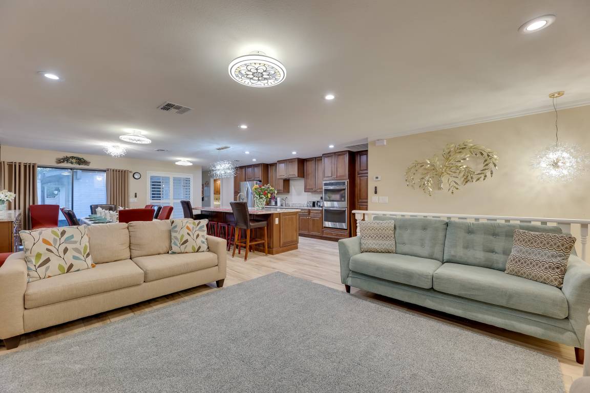 256 M² Apartment ∙ 4 Bedrooms ∙ 8 Guests - Mesa, AZ