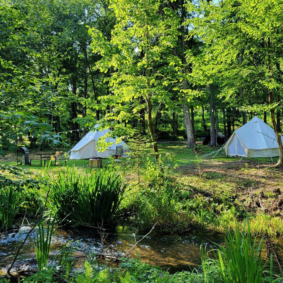 Camping ∙ 2 Bedrooms ∙ 5 Guests - Wisconsin