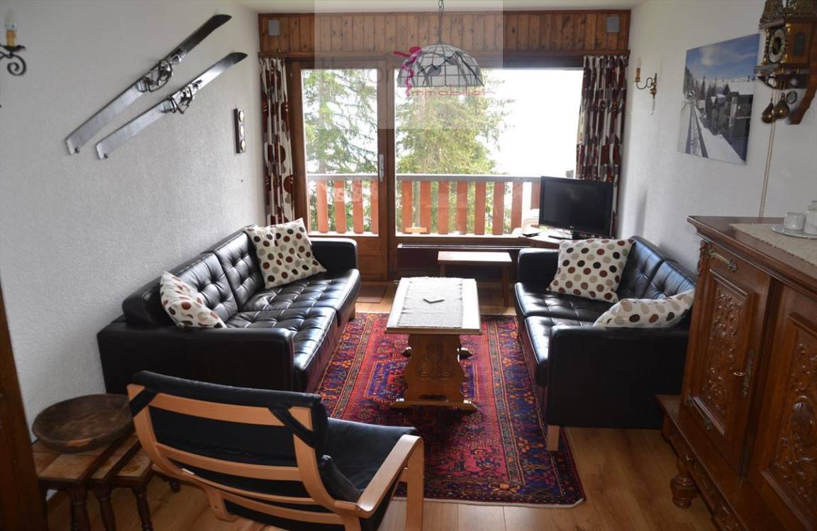 70 M² Apartamento ∙ 2 Habitaciones ∙ 6 Huéspedes - Sion