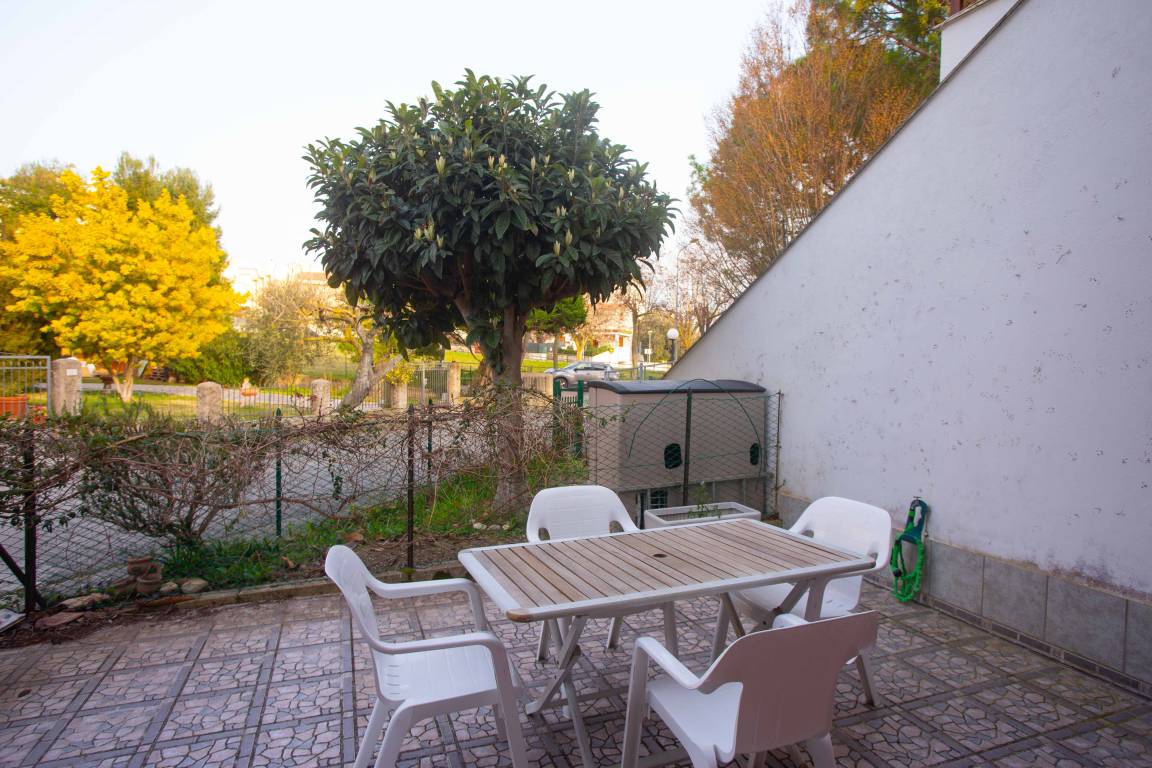 45 M² Appartamento Vacanza ∙ 1 Camera Da Letto ∙ 3 Ospiti - Numana