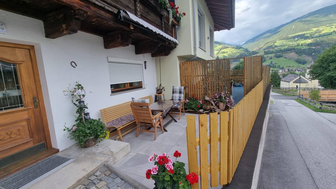 80 M² Ferienhaus ∙ 2 Schlafzimmer ∙ 5 Gäste - Kaltenbach