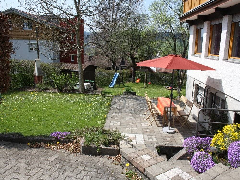 55 M² Ferienwohnung ∙ 1 Schlafzimmer ∙ 3 Gäste - Isny im Allgäu