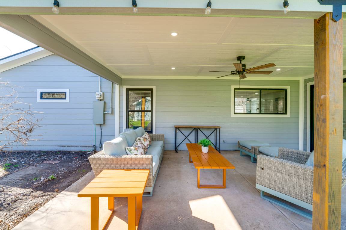 139 M² House ∙ 3 Bedrooms ∙ 8 Guests - Irving, TX