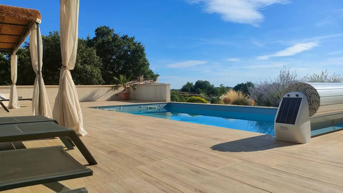 130 M² Maison De Vacances ∙ 6 Chambres ∙ 12 Personnes - Barjac