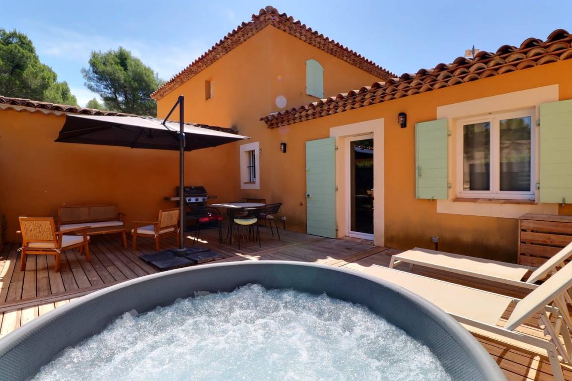 50 M² Appartement ∙ 1 Chambre ∙ 2 Personnes - Éguilles