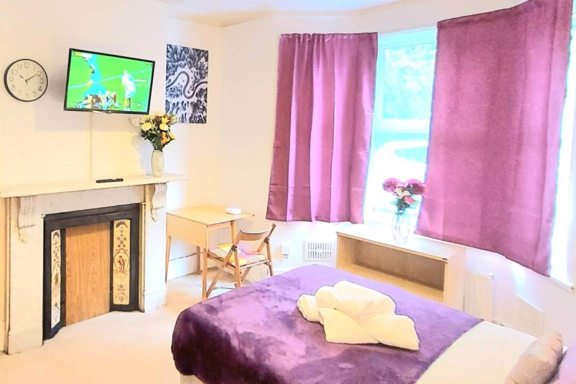 125 M² House ∙ 5 Bedrooms ∙ 12 Guests - Chatham