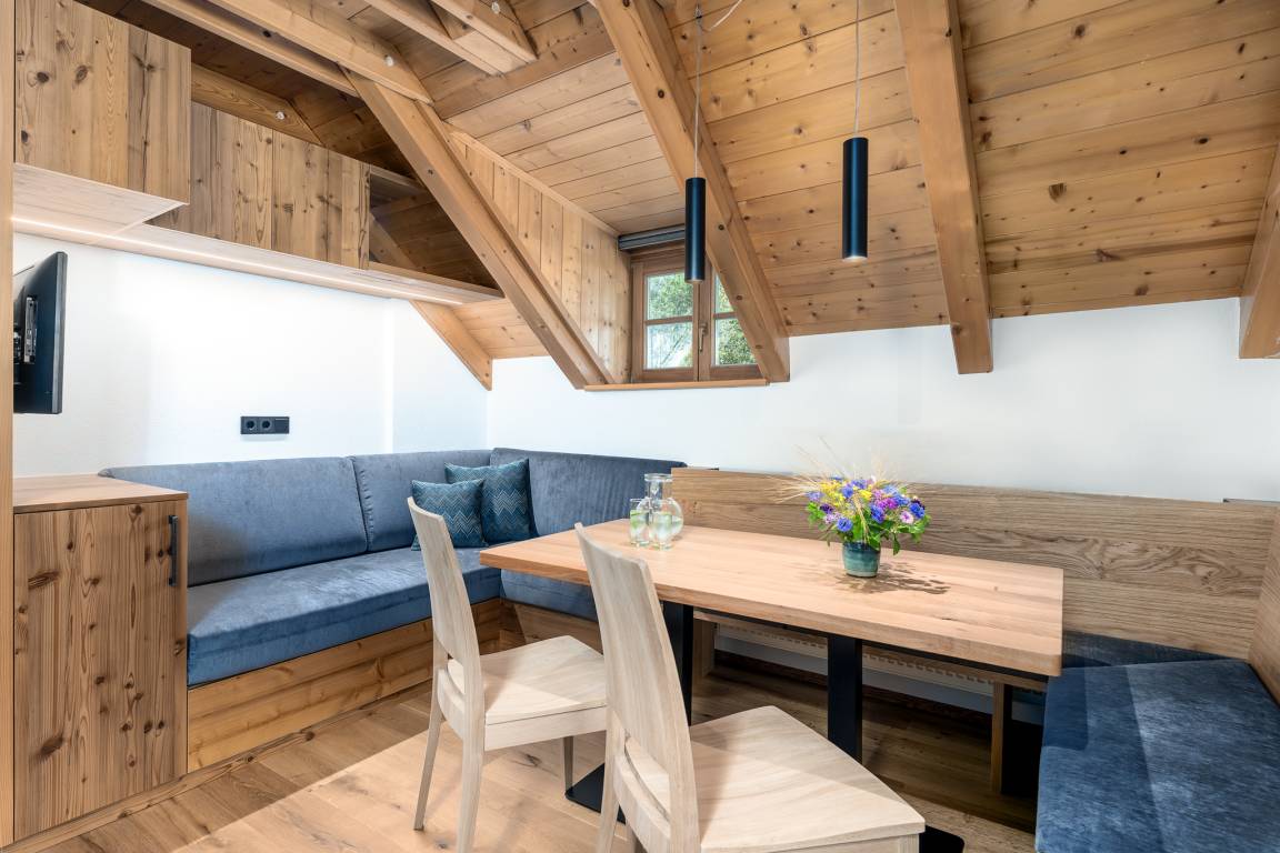 75 M² Ferienwohnung ∙ 2 Schlafzimmer ∙ 5 Gäste - Olang