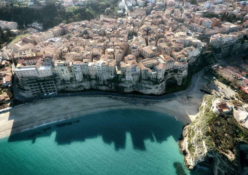 43 M² Apartamento ∙ 1 Habitación ∙ 4 Huéspedes - Calabria