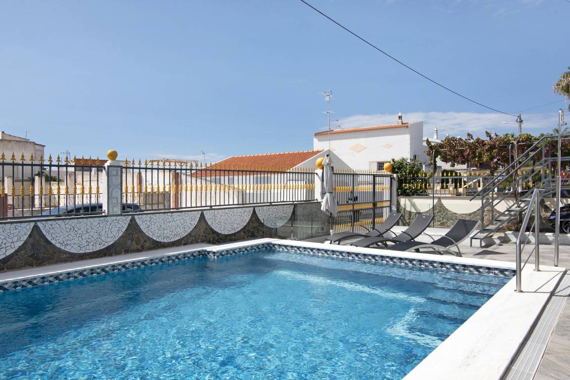 150 M² Casa ∙ 3 Habitaciones ∙ 8 Huéspedes - Altura, Portugal