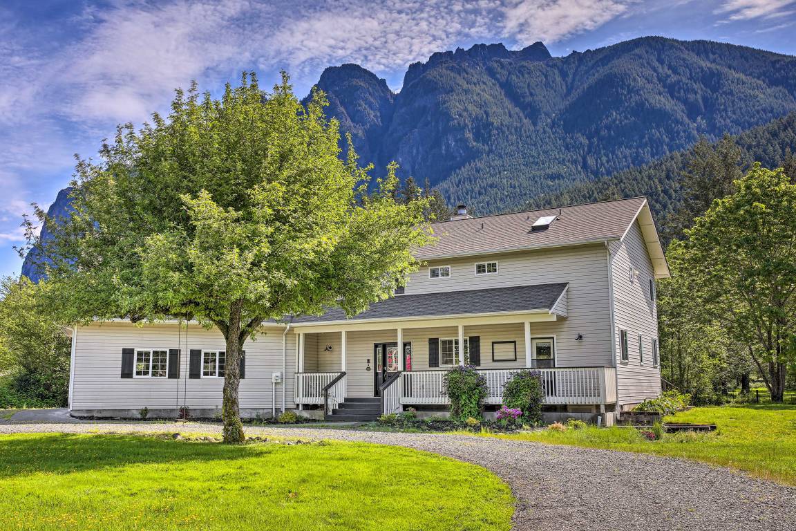 314 M² House ∙ 4 Bedrooms ∙ 8 Guests - Snoqualmie, WA