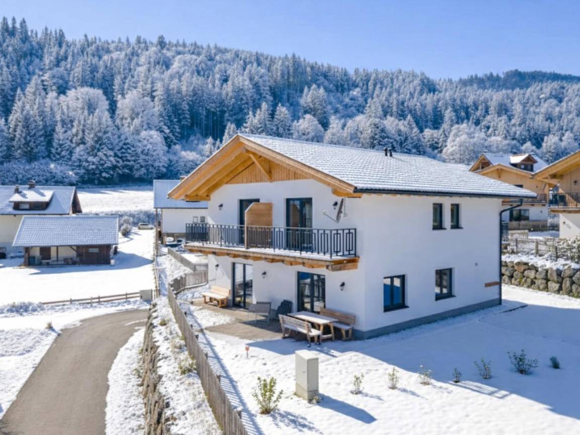 176 M² Ferienhaus ∙ 6 Schlafzimmer ∙ 12 Gäste - Hermagor
