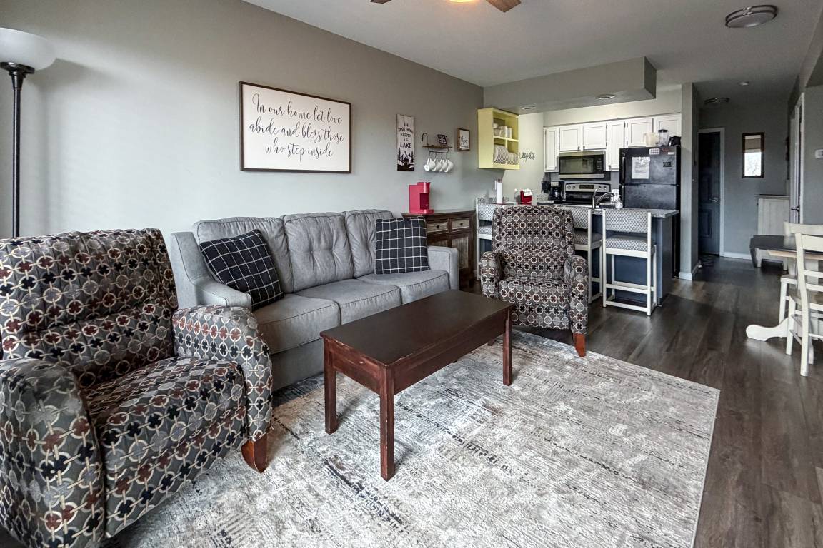 81 M² Apartment ∙ 2 Bedrooms ∙ 6 Guests - Branson West, MO