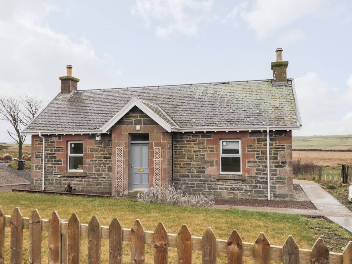 Cottage ∙ 3 Bedrooms ∙ 6 Guests - Scotland