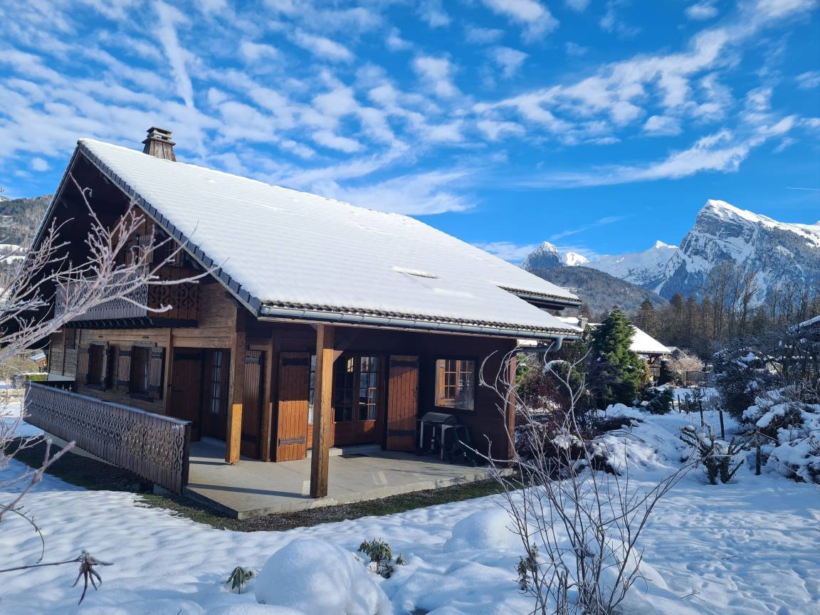 180 M² Maison De Vacances ∙ 5 Chambres ∙ 12 Personnes - Morillon