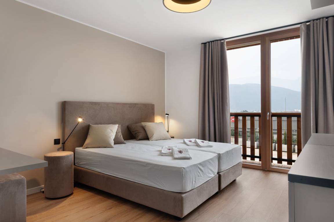 73 M² Ferienwohnung ∙ 2 Schlafzimmer ∙ 5 Gäste - Deutschnofen