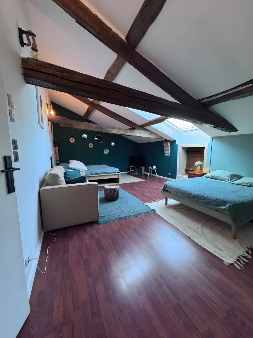 48 M² Chambre D'hôtes ∙ 1 Chambre ∙ 4 Personnes - Mâcon