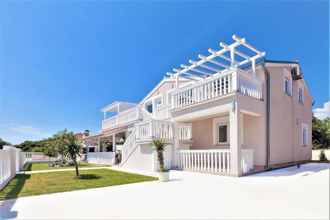 60 M² Appartement ∙ 2 Slaapkamers ∙ 4 Gasten - Ližnjan