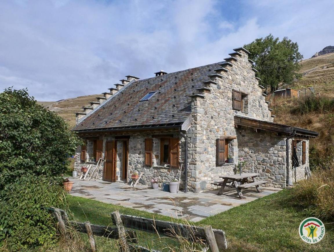 100 M² Gîte ∙ 1 Chambre ∙ 2 Personnes - Pelvoux