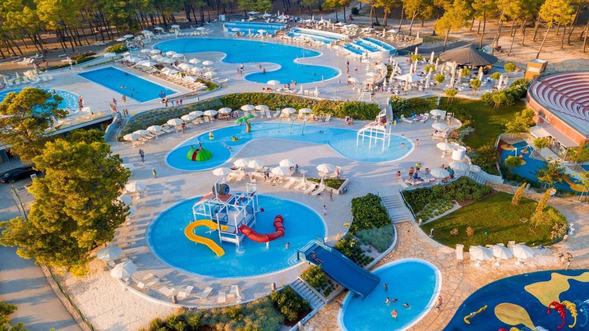 64 M² Ferienwohnung ∙ 2 Schlafzimmer ∙ 6 Gäste - Privlaka