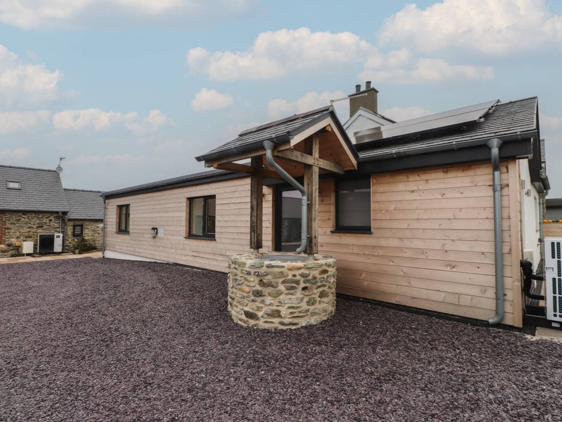Cottage ∙ 2 Bedrooms ∙ 4 Guests - Anglesey