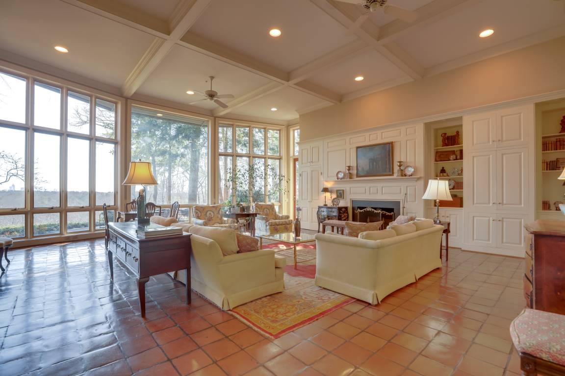 325 M² House ∙ 2 Bedrooms ∙ 4 Guests - Atlanta, GA