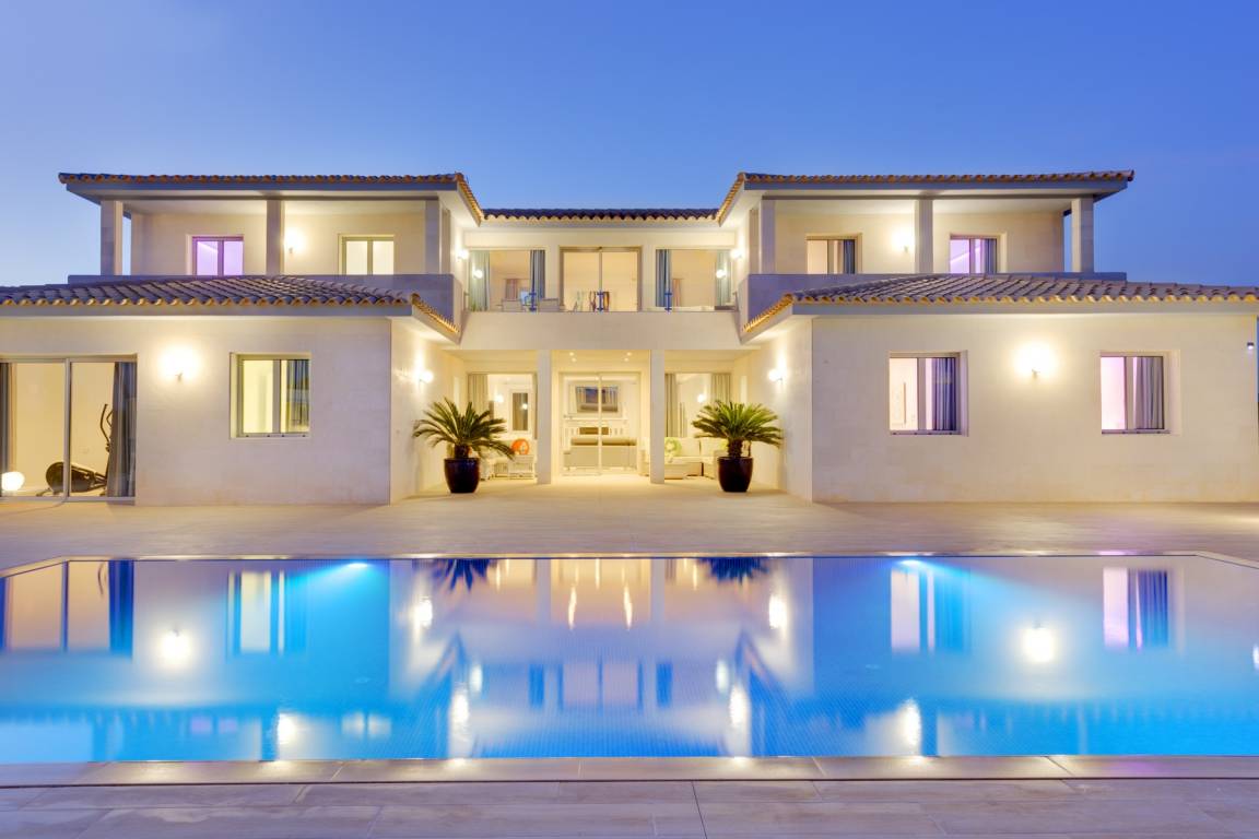 550 M² Villa ∙ 7 Habitaciones ∙ 12 Huéspedes - Inca