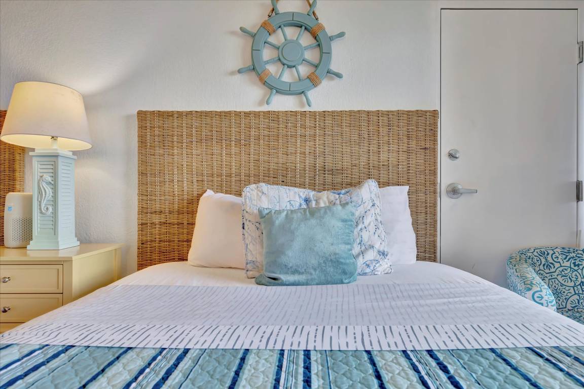 Apartment ∙ 1 Bedroom ∙ 4 Guests - Apollo Beach, FL