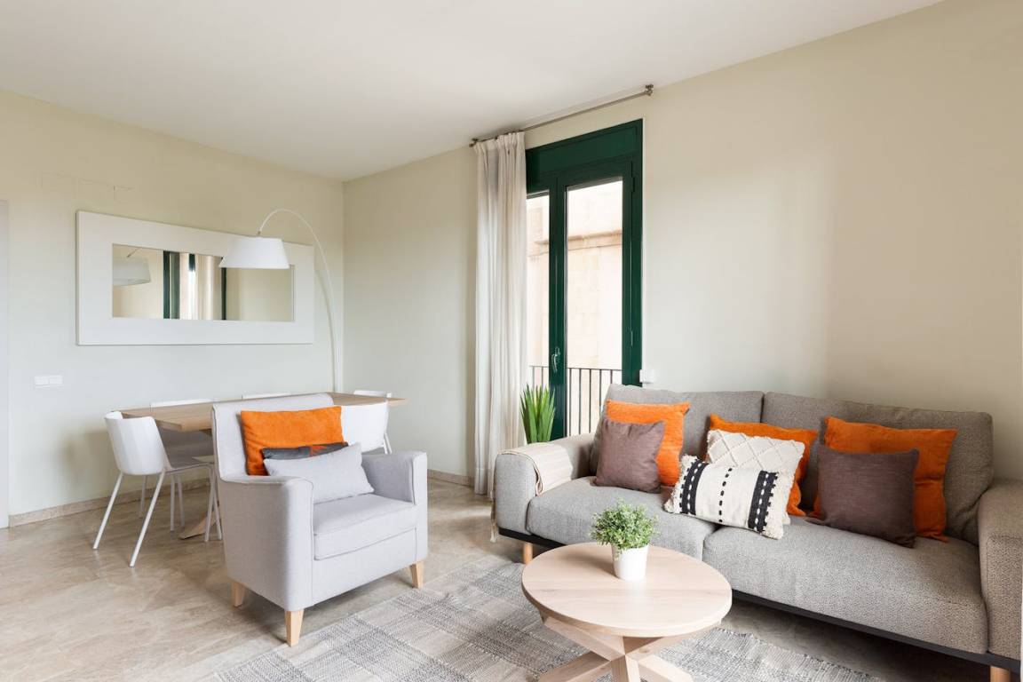 85 M² Appartement ∙ 3 Chambres ∙ 4 Personnes - Badalona