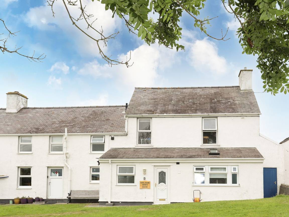 Cottage ∙ 5 Bedrooms ∙ 10 Guests - Trearddur Bay