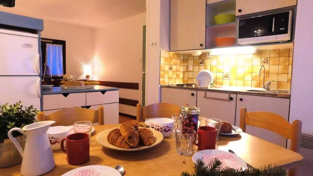 25 M² Appartement ∙ 1 Slaapkamer ∙ 4 Gasten - Saint-Léger-les-Mélèzes