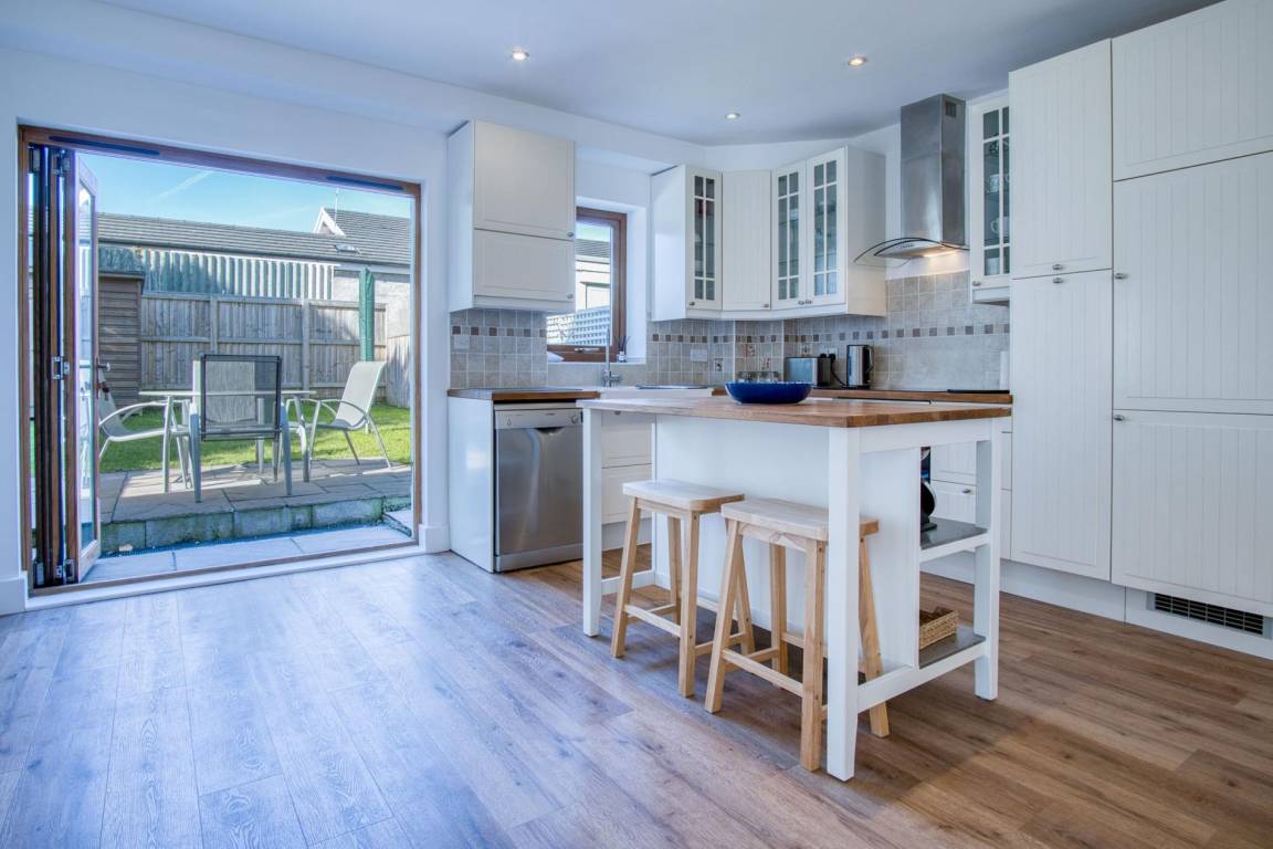 120 M² House ∙ 3 Bedrooms ∙ 6 Guests - Langland Bay