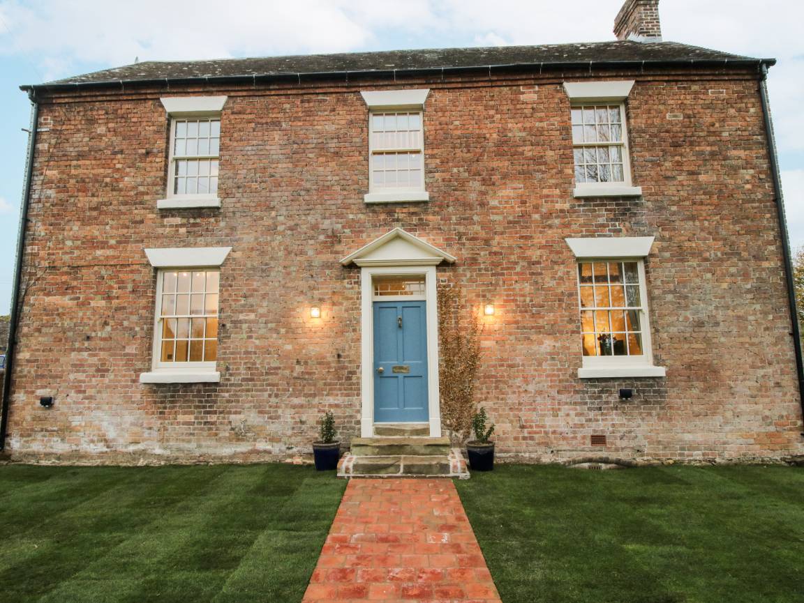 Cottage ∙ 4 Bedrooms ∙ 8 Guests - Much Wenlock