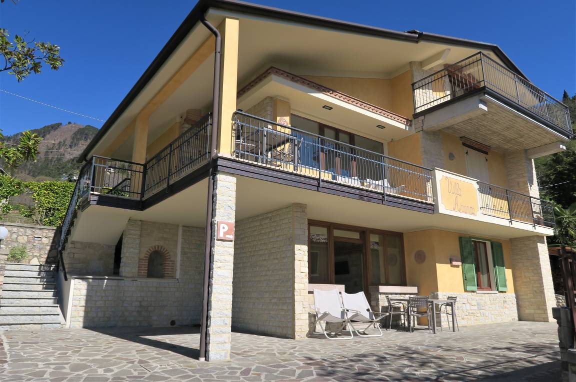 70 M² Villa ∙ 2 Bedrooms ∙ 4 Guests - Limone Sul Garda