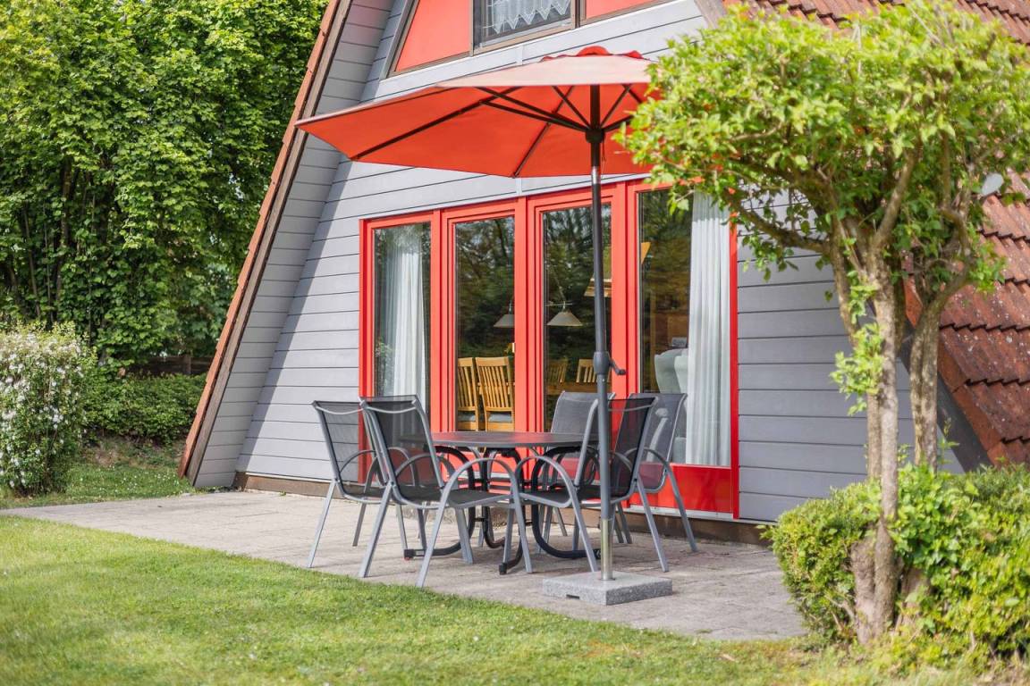 70 M² Ferienhaus ∙ 2 Schlafzimmer ∙ 5 Gäste - Markdorf