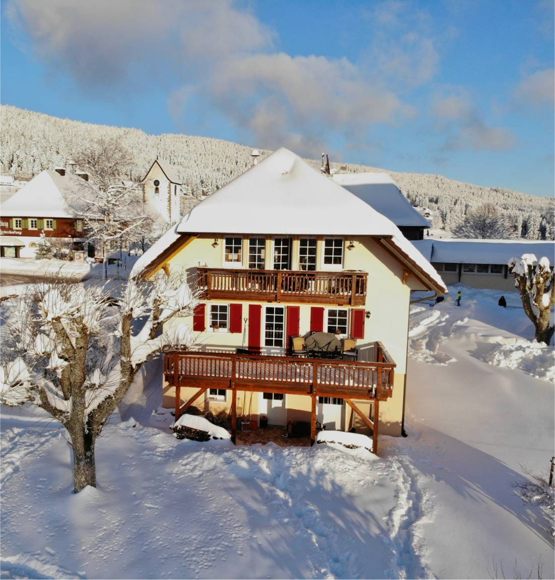 80 M² Apartment ∙ 2 Bedrooms ∙ 4 Guests - Titisee-Neustadt